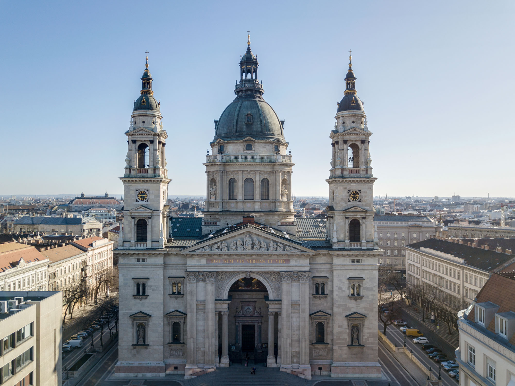 St. Stephen's Basilica - Home of the Holy Right Hand - BudAPPest