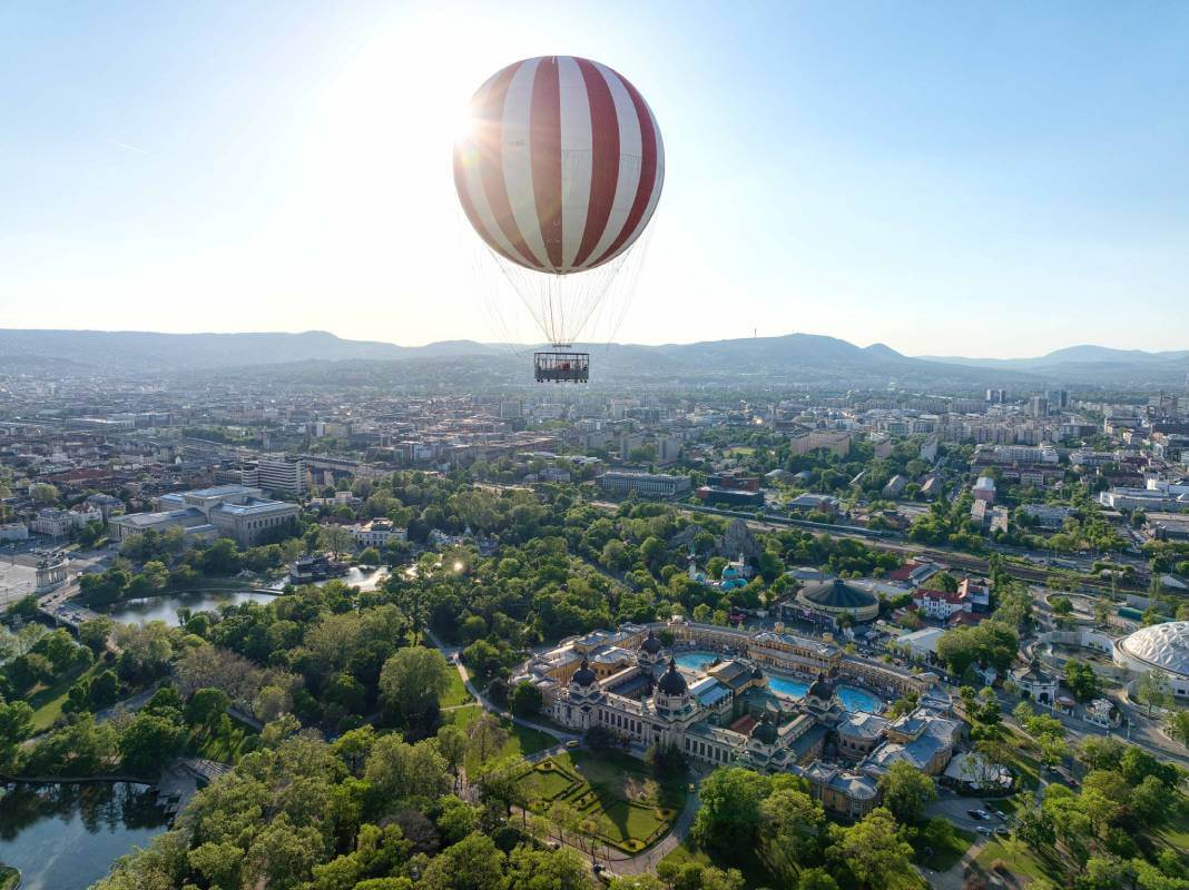 Take a Balloon To Explore Budapest From Above! - BudAPPest
